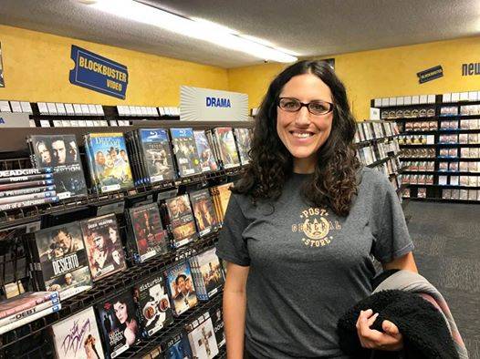 สนมั๊ย? ร้านให้เช่าวีดีโอในตำนานแห่งสุดท้ายของโลกเปิดให้พัก แค่คืนละ 4 ...