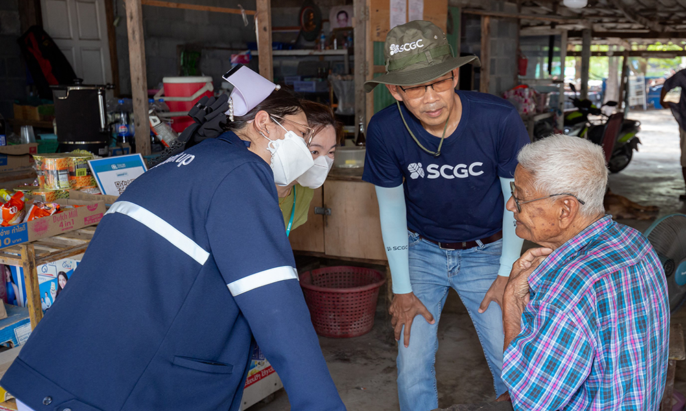 เอสซีจีซี นำทีมแพทย์ลงพื้นที่กลุ่มประมงเรือเล็กพื้นบ้าน ให้คำปรึกษาด้านสุขภาพแก่ชุมชน