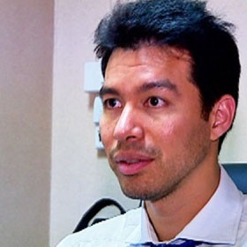 เวทีทัศน์ - "ยุบสภา"แก้ปัญหาไม่ได้"ยิ่งลักษณ์"ต้องลาออกให้"คนกลาง ...